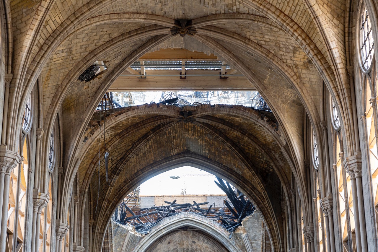 Fermeture des voûtes de la nef - Revivre Notre-Dame