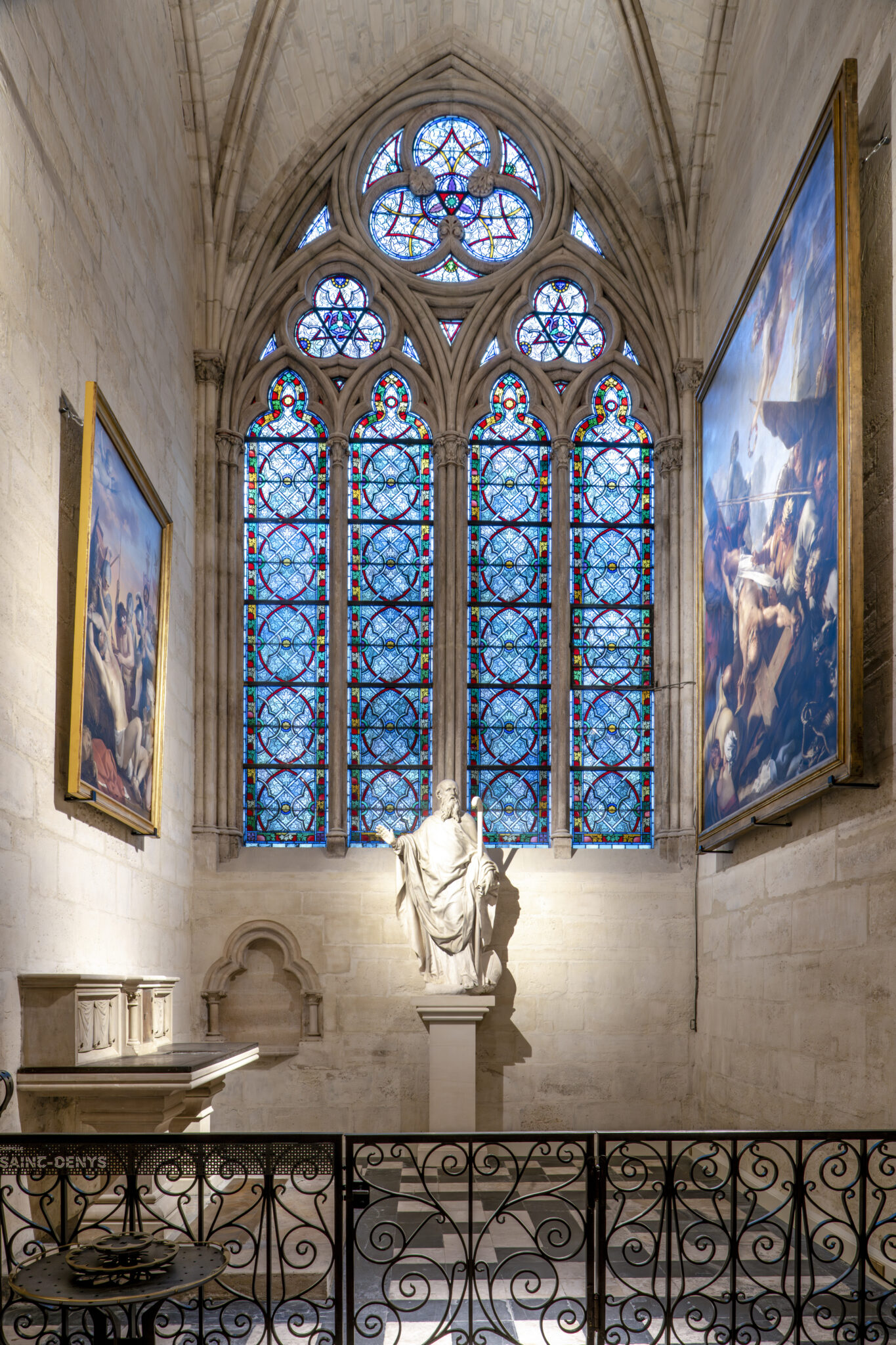 Les chapelles de Notre-Dame de Paris : un parcours historique et ...